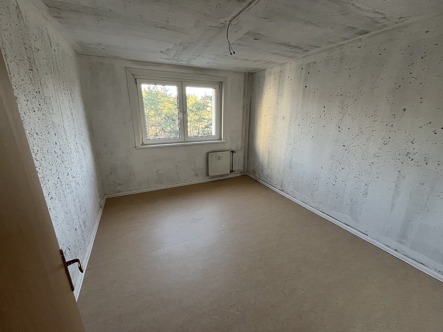 3 Zimmer Wohnung im Allendeviertel mit Renovierungsbedarf - degewo